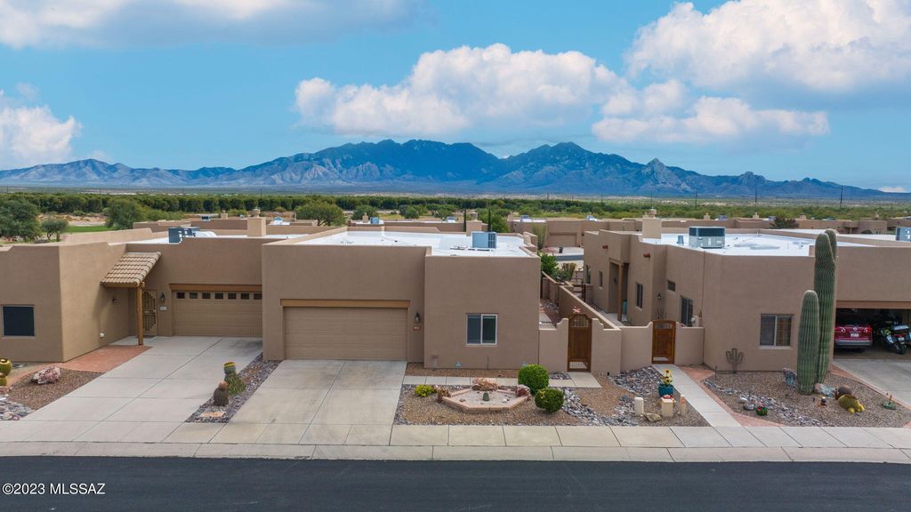 3973 S Golden Lynx Rd, Green Valley, AZ 85614 - See Est. Value, Schools ...