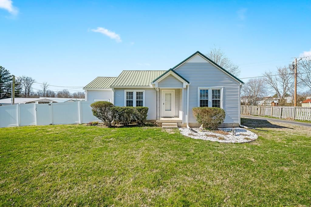 8635 Old Baxter Rd, Baxter, TN 38544 - See Est. Value, Schools & More