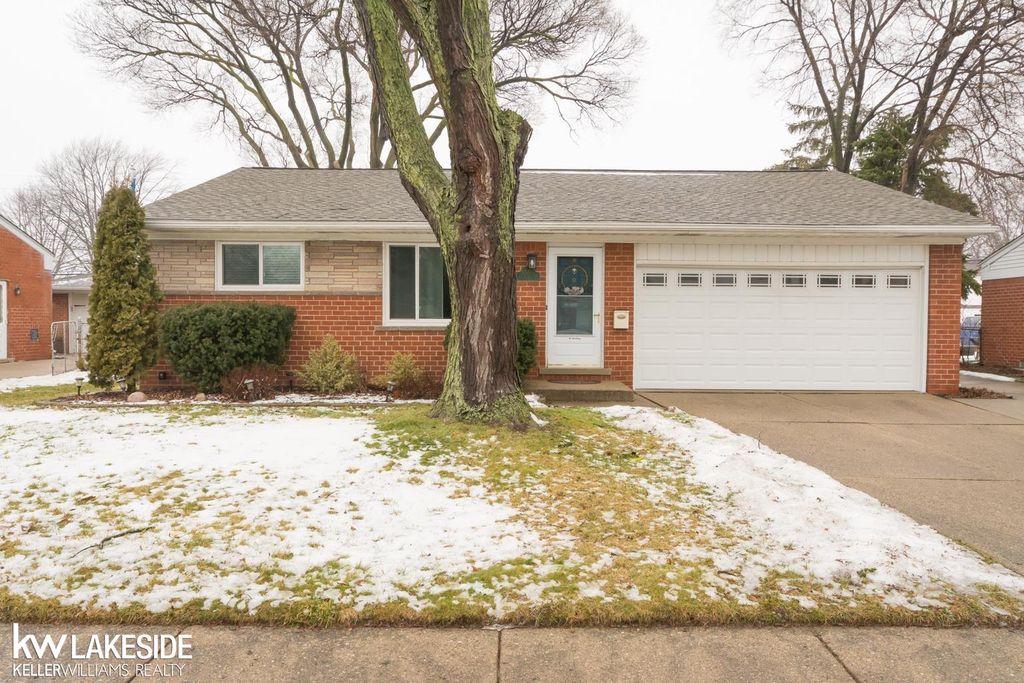 13703 Castle Ave, Warren, MI 48088 - See Est. Value, Schools & More