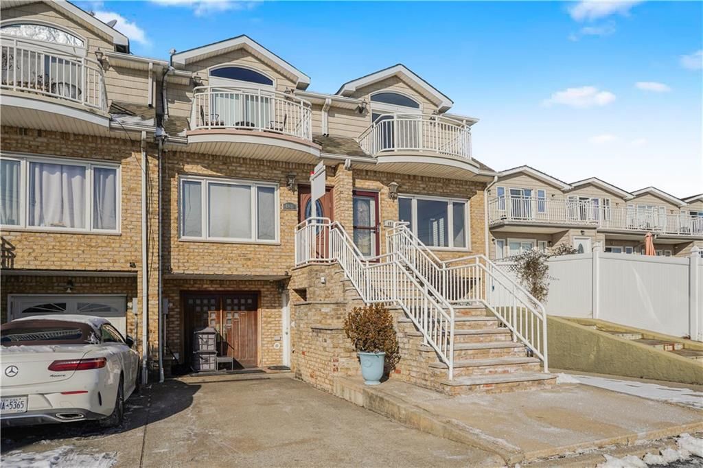 481B E Father Capodanno Blvd #B, Staten Island, NY 10305 | MLS# 488629 ...