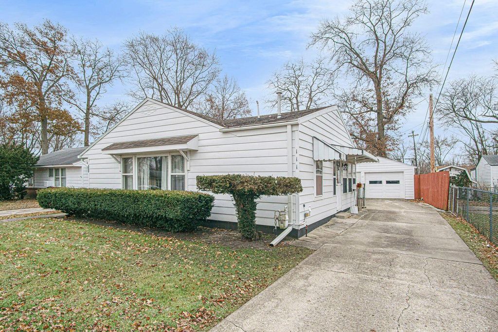 111 Palau Ave, Mishawaka, IN 46545 | Trulia