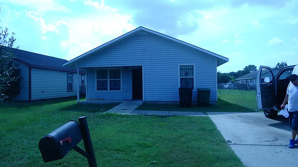 9715 Shive Dr, Houston, TX 77078 - See Est. Value, Schools & More