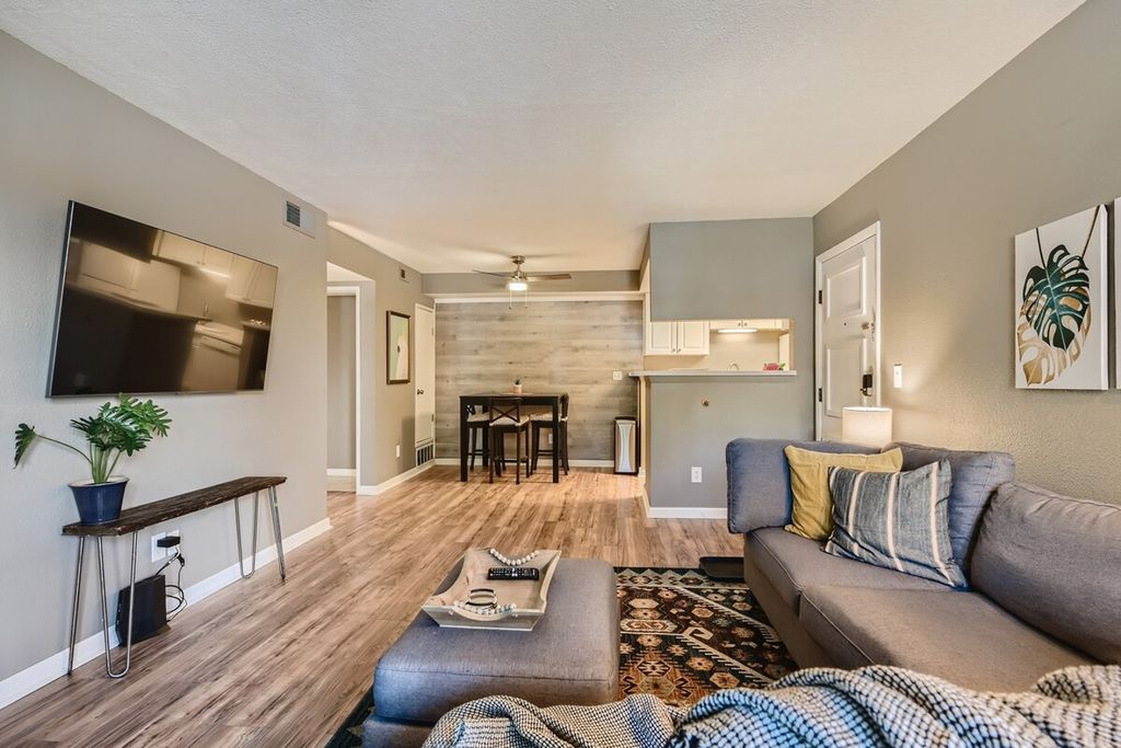 1865 S Pitkin Cir, Aurora, CO 80017 - See Est. Value, Schools & More