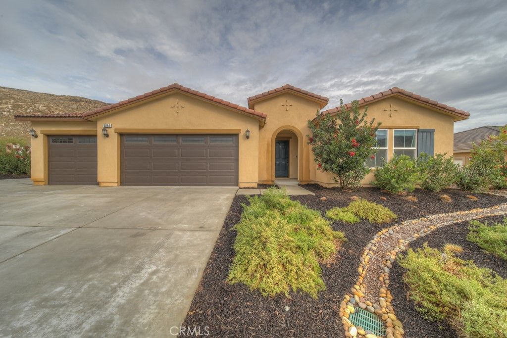 9596 Trailhead Ln, Moreno Valley, CA 92557 - See Est. Value, Schools & More