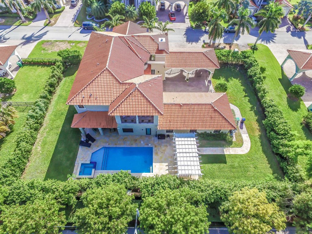 19518 SW 80th Ct, Cutler Bay, FL 33157 - See Est. Value, Schools & More