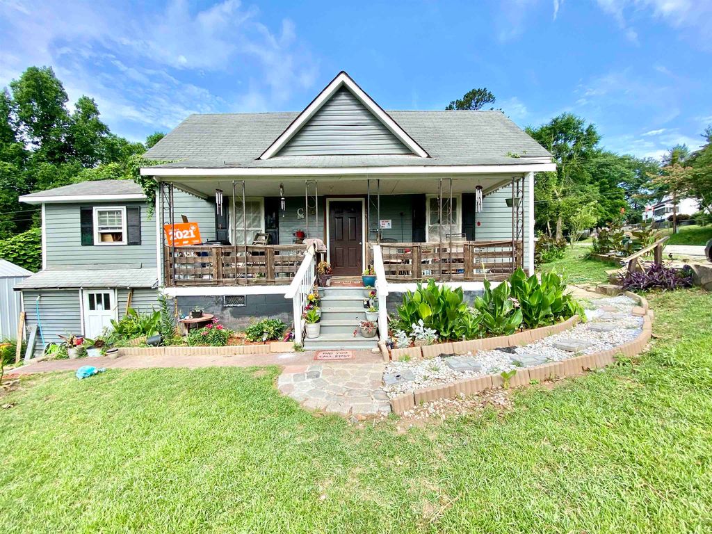 125 Main St, Cowpens, SC 29330 - See Est. Value, Schools & More