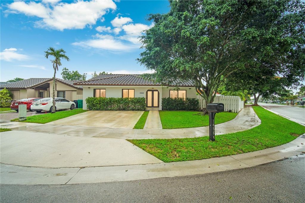 14554 SW 96th Ter, Miami, FL 33186 - See Est. Value, Schools & More