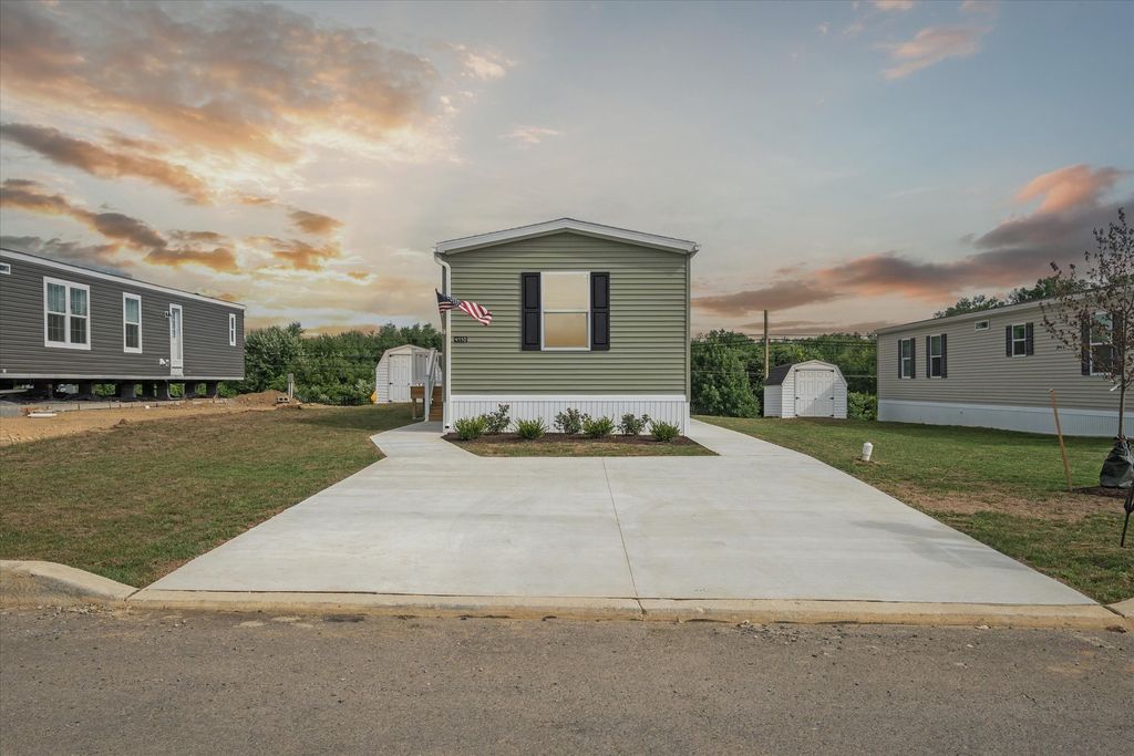 Ritz-Craft 75 JV Honey Ridge - Honey Ridge - Honey Brook, PA | Trulia