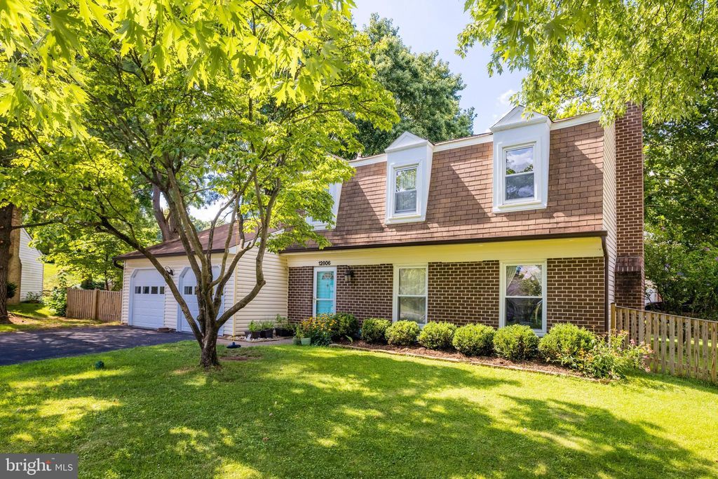 12806 Scranton Ct, Herndon, VA 20170 - See Est. Value, Schools & More