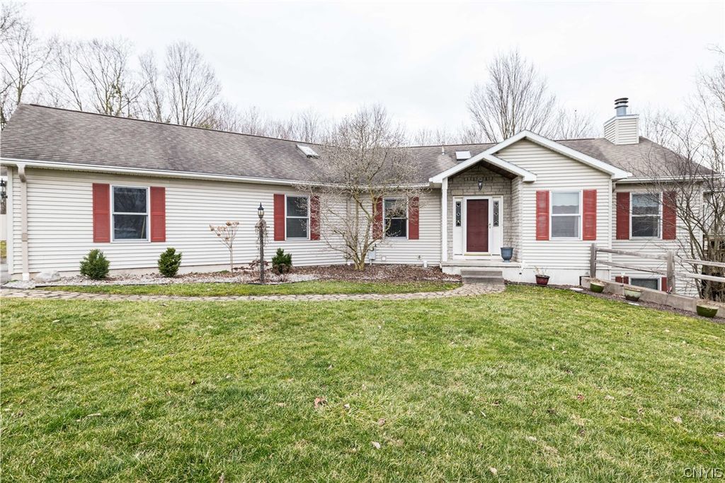 7153 Klock Rd, Canastota, NY 13032 - See Est. Value, Schools & More