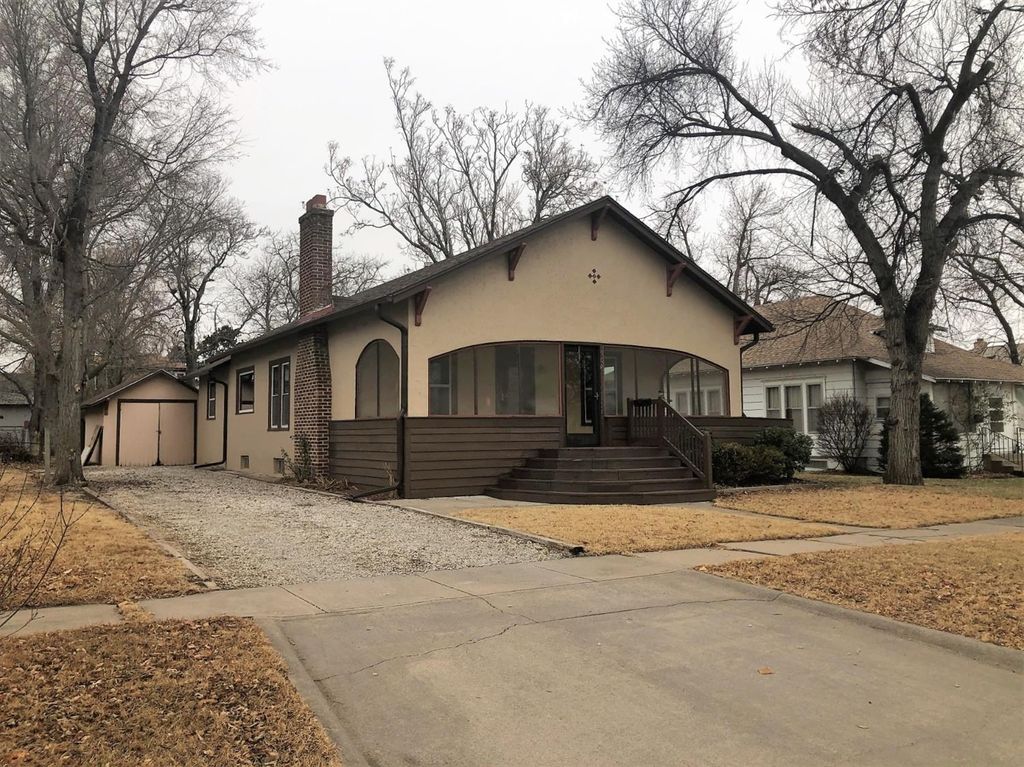 909 Kansas St, Larned, KS 67550 | Trulia