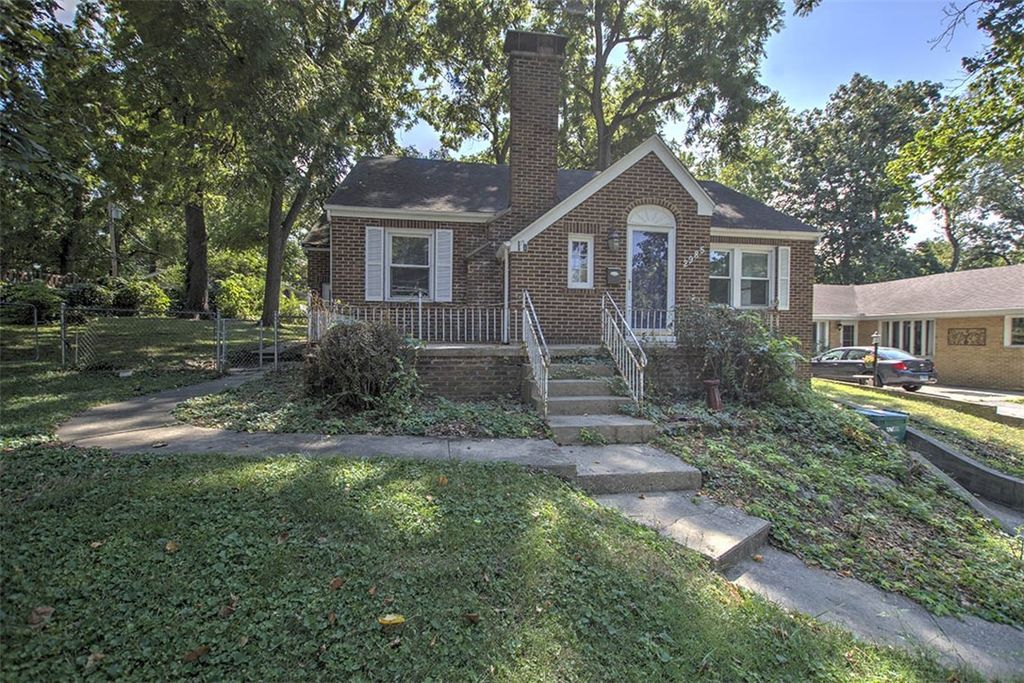 2985 Wasson Way, Decatur, IL 62521 - See Est. Value, Schools & More