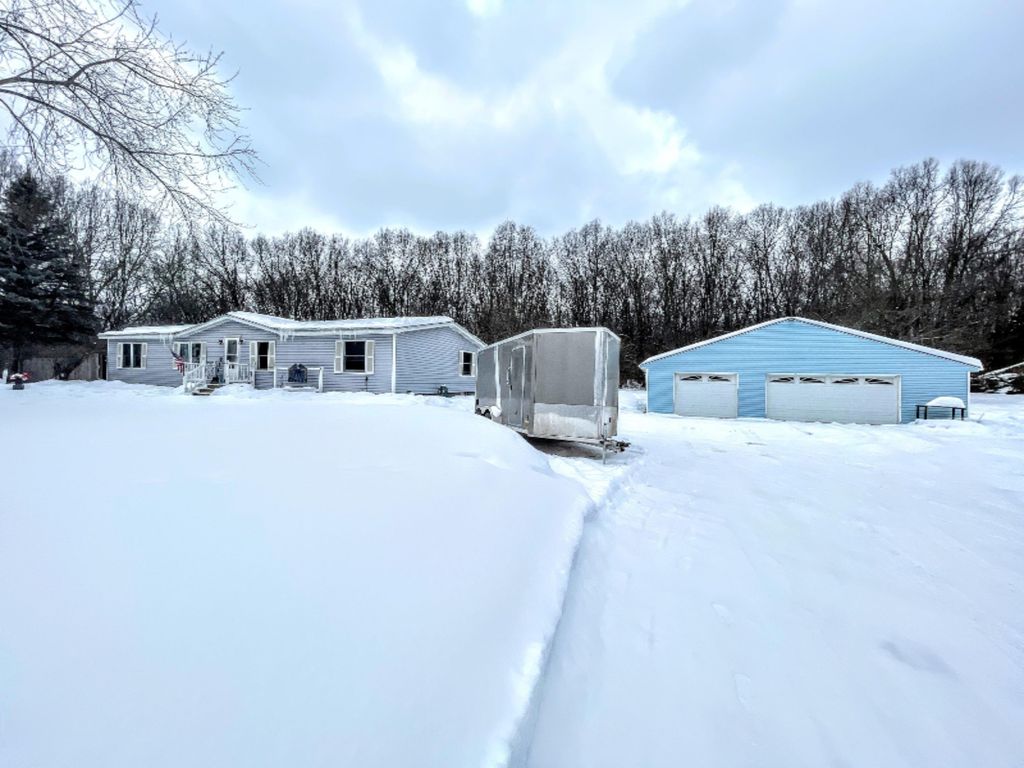 13061 80th Ave, Mecosta, MI 49332 | Trulia