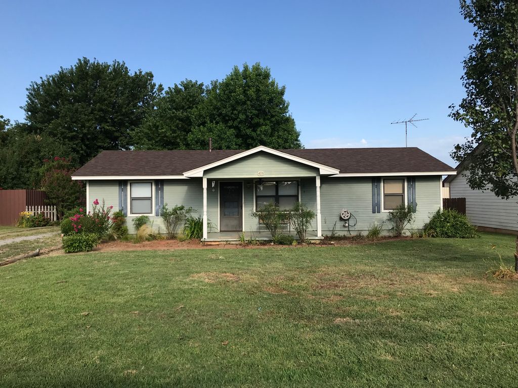 405 N Missouri St, Elmore City, OK 73433 - See Est. Value, Schools & More