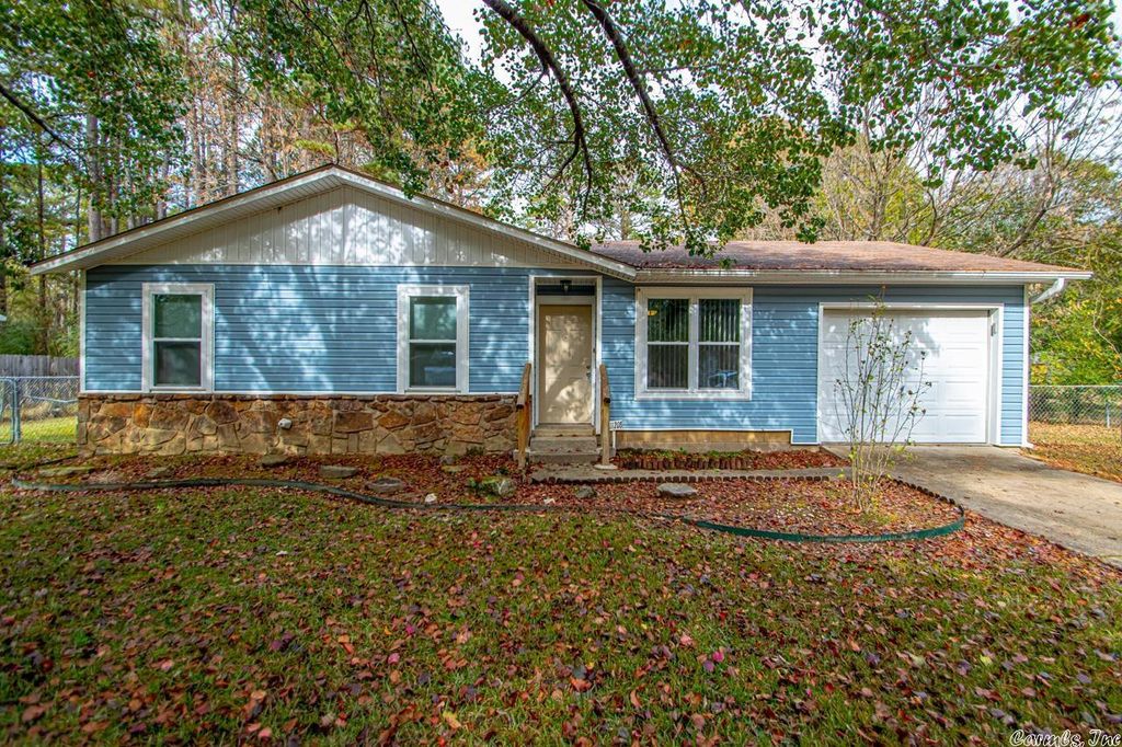 11208 Vine St, Shannon Hills, AR 72103 - See Est. Value, Schools & More