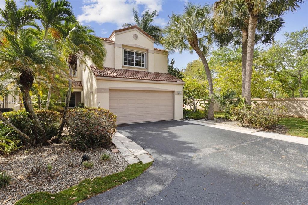 1111 NW 111th Ave, Plantation, FL 33322 - See Est. Value, Schools & More