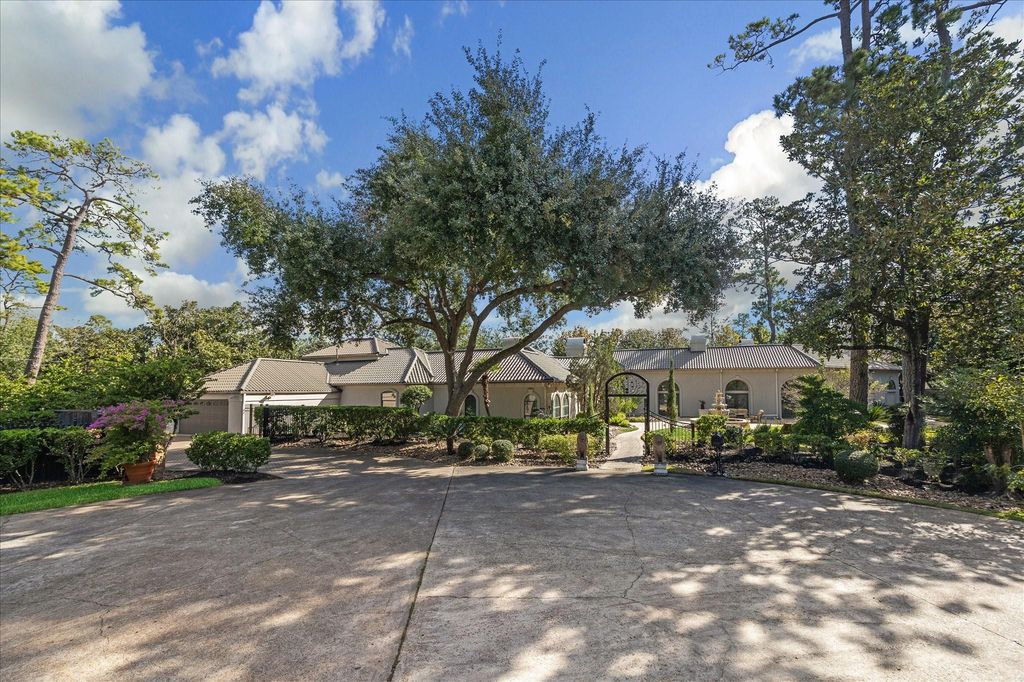 11722 Bunker Hill Rd, Houston, TX 77024 | MLS# 7407437 - Trulia | Trulia