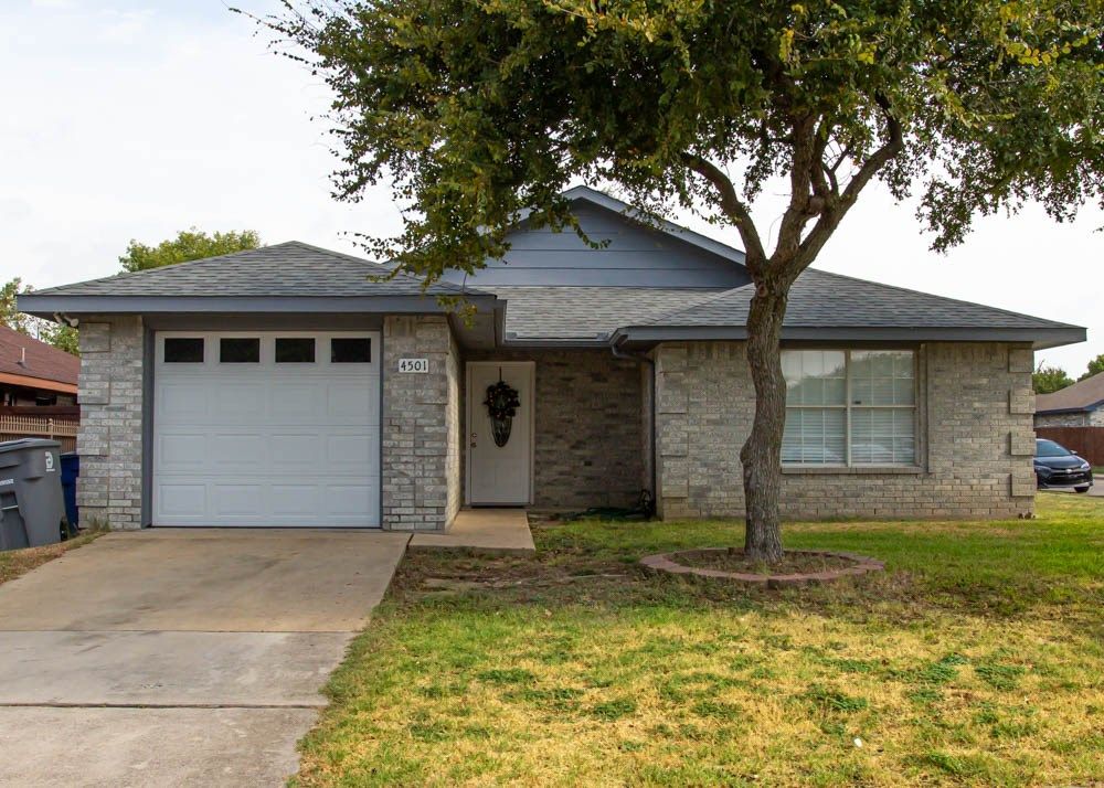4501 Las Haciendas Dr, Dallas, TX 75211 | Trulia