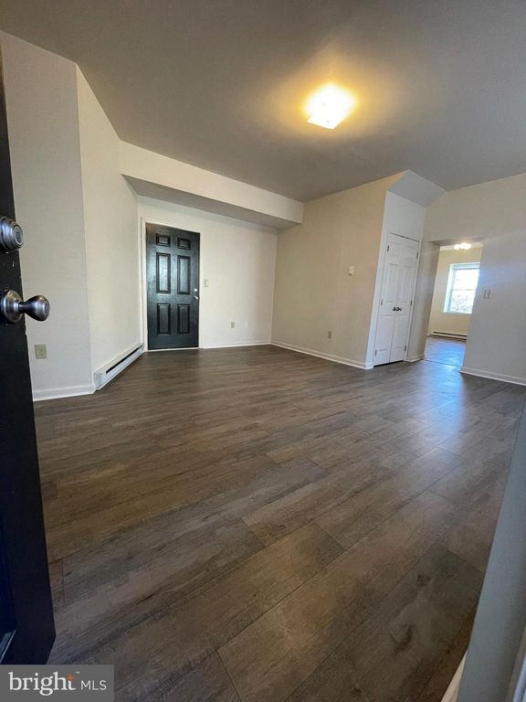 255 S Potomac St #2, Hagerstown, MD 21740 | MLS# MDWA2033032 | Trulia