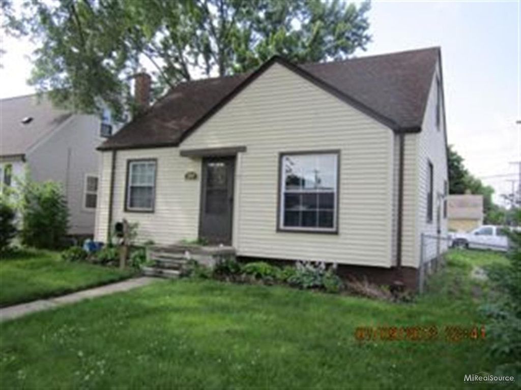 19300 Kingsville St, Harper Woods, MI 48225 - See Est. Value, Schools ...