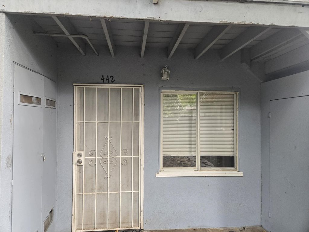 442 Sycamore Ave #A, Modesto, CA 95354 - See Est. Value, Schools & More
