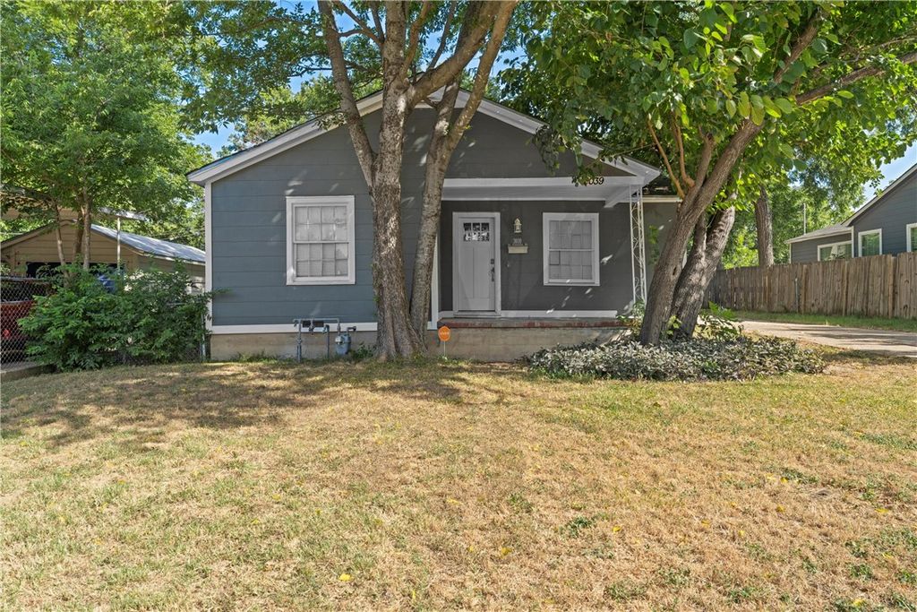3039 Edmond Ave, Waco, TX 76707 - See Est. Value, Schools & More
