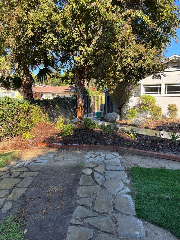 17403 Chase St #B, Northridge, CA 91325 | Trulia