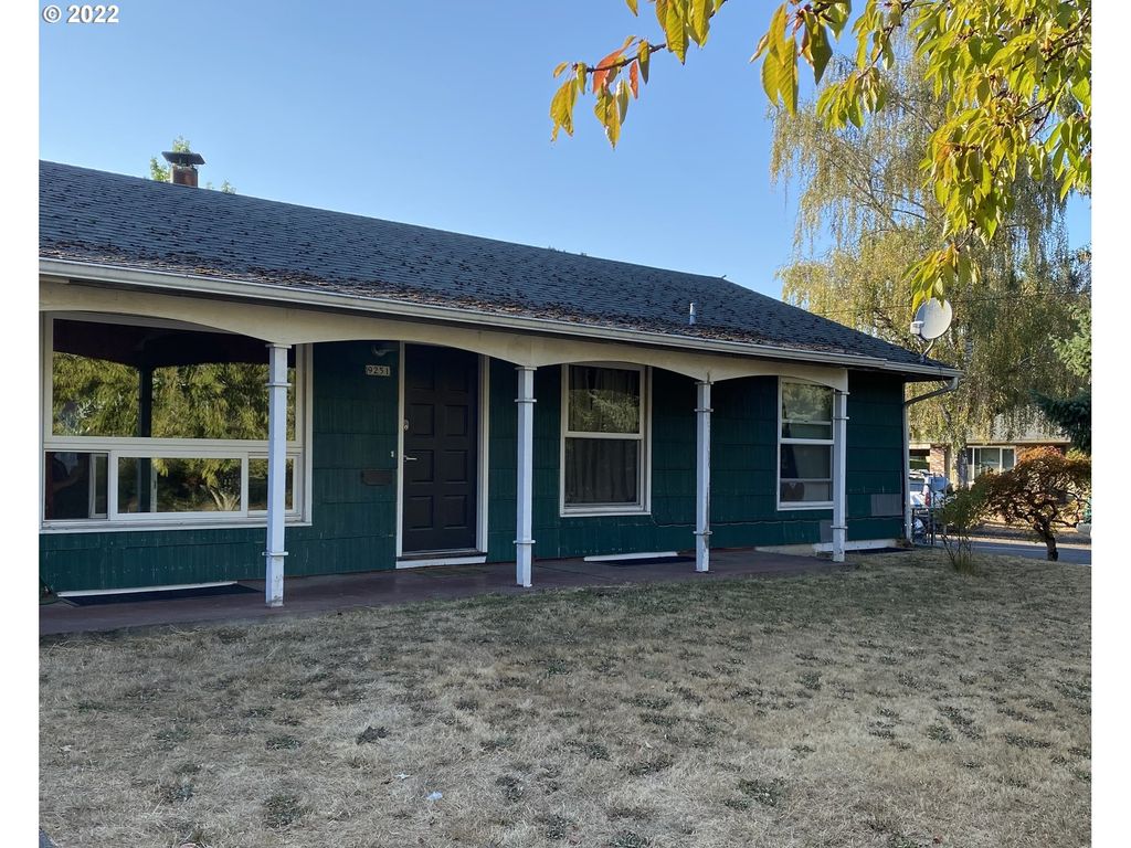 9251 N Wall Ave, Portland, OR 97203 - See Est. Value, Schools & More