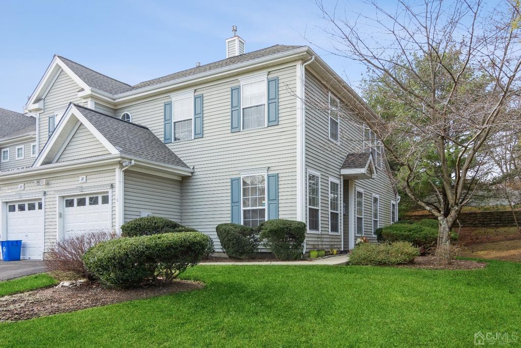 18 Tall Oaks Ct, Parlin, NJ 08859 - See Est. Value, Schools & More