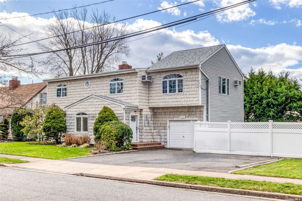 2630 Riverside Avenue, Merrick, NY 11566 | Trulia