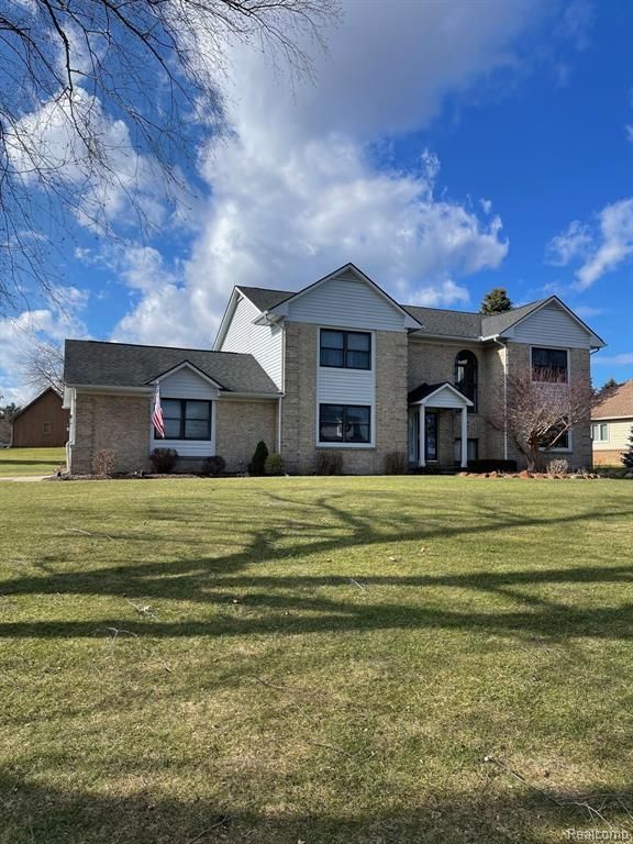 11190 Arrowhead Dr, South Lyon, MI 48178 | Trulia