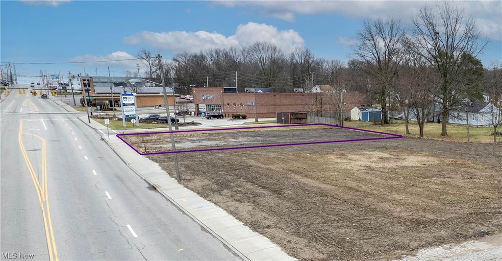 2806 Youngstown Warren Rd, Warren, OH 44484 | MLS# 5017541 | Trulia