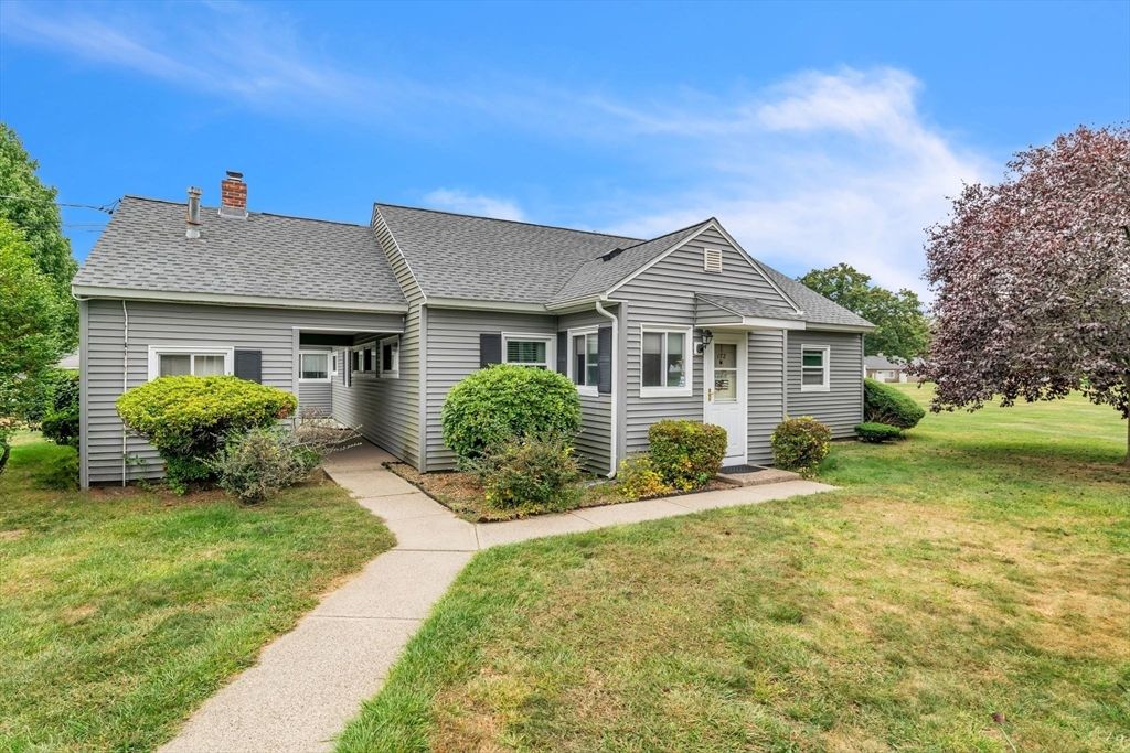 172 Horseshoe Dr #172, Chicopee, MA 01022 - See Est. Value, Schools & More