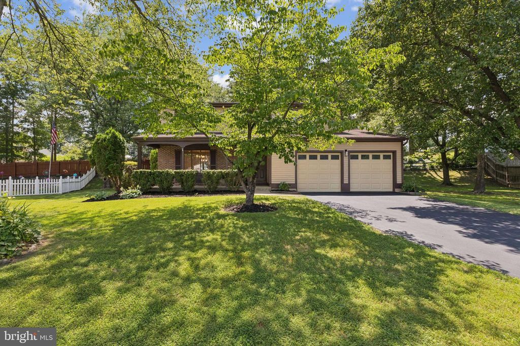 13586 Rush Dr, Woodbridge, VA 22192 | MLS# VAPW2102744 | Trulia