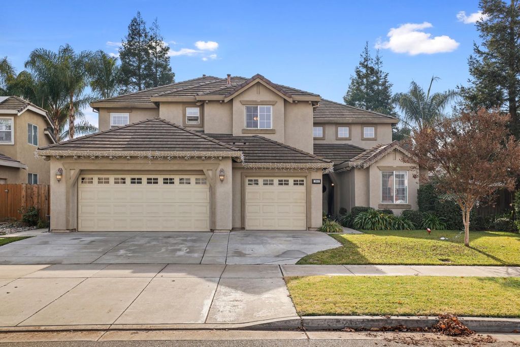 384 Tornga Dr, Ripon, CA 95366 - See Est. Value, Schools & More