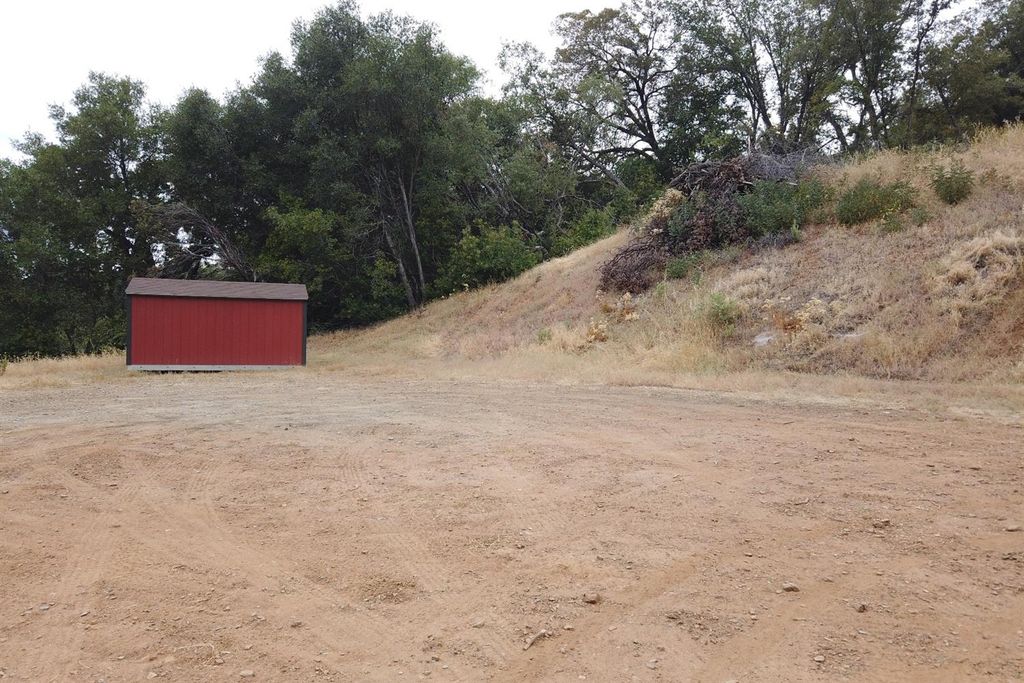 4616 Triangle Rd, Mariposa, CA 95338 - See Est. Value, Schools & More