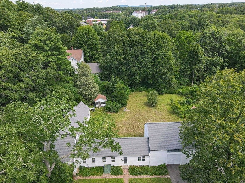 144 West St, Stoughton, MA 02072 - See Est. Value, Schools & More