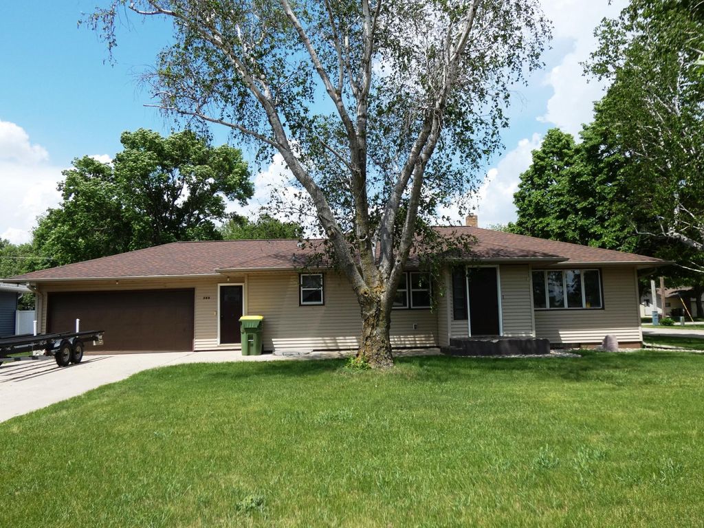 300 Trosky Rd W, Edgerton, MN 56128 - See Est. Value, Schools & More