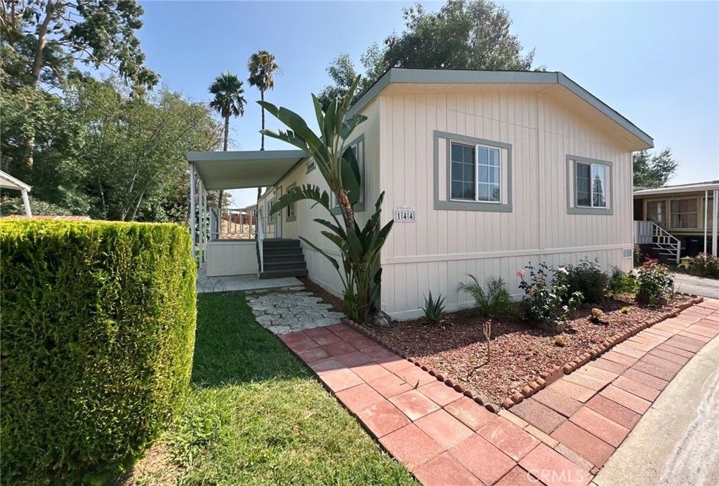 2851 S La Cadena Dr #144, Colton, CA 92324 - See Est. Value, Schools & More