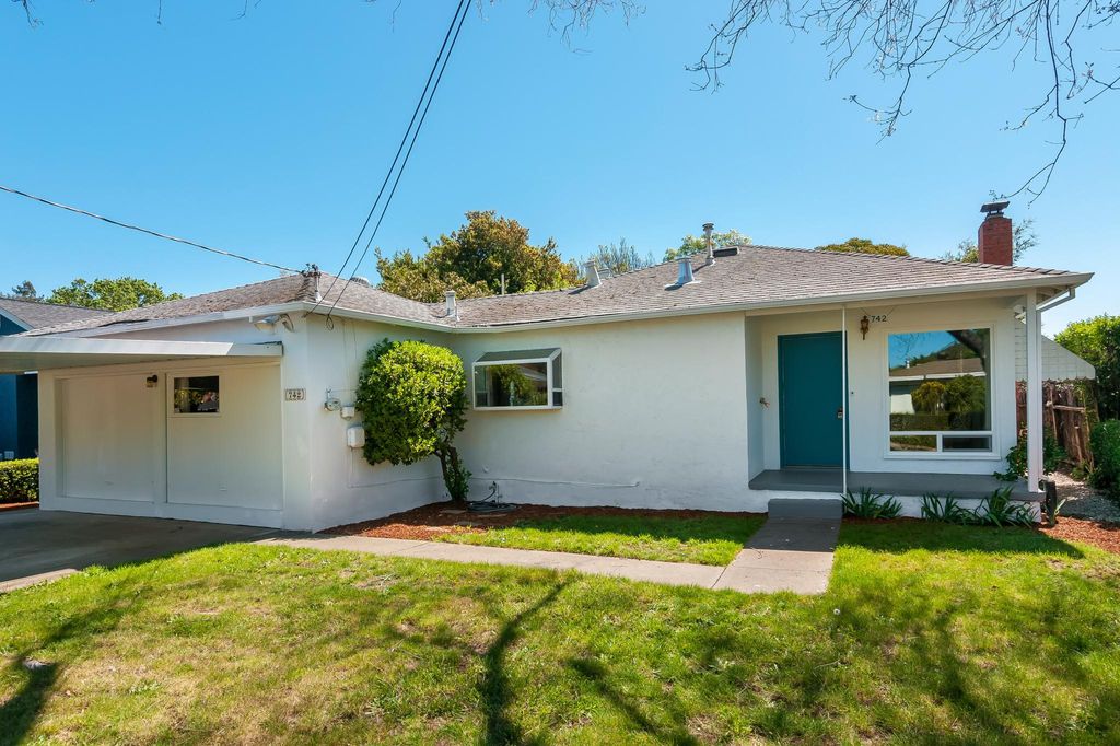 742 Diablo Ave, Novato, CA 94947 - See Est. Value, Schools & More