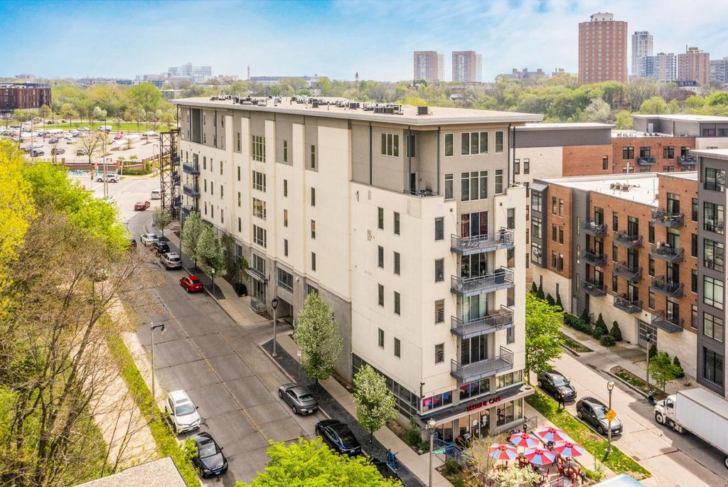 2080 North Commerce STREET UNIT 418, Milwaukee, WI 53212 - See Est ...