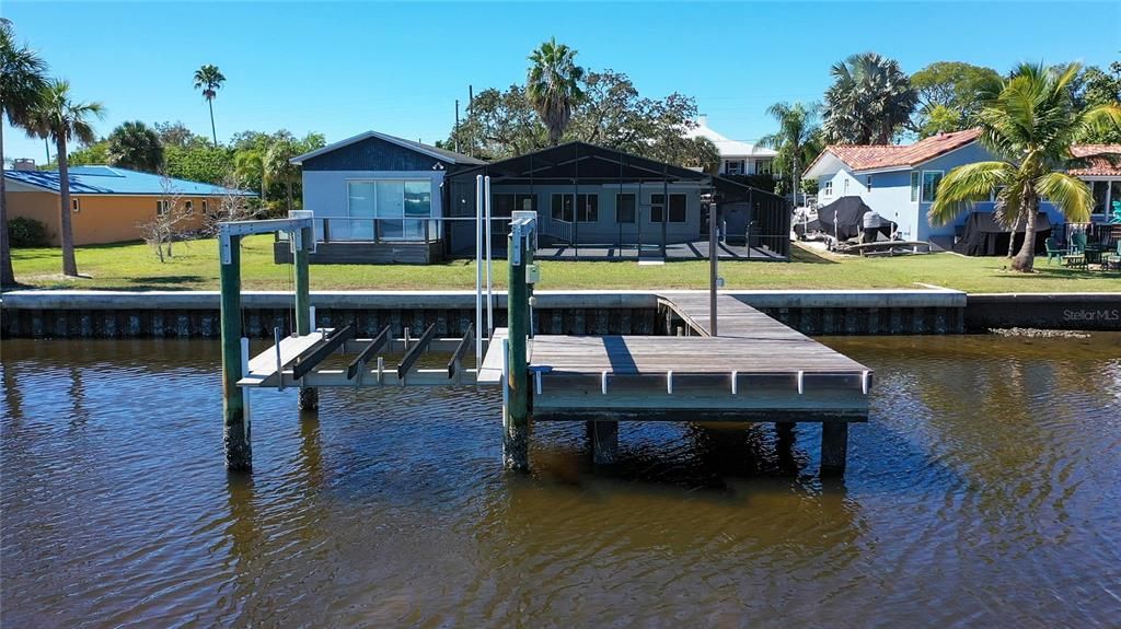828 Bayshore Dr, Tarpon Springs, FL 34689 | MLS# T3507564 | Trulia