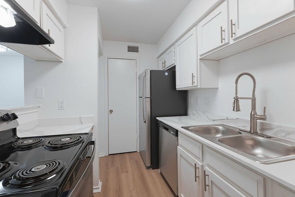 5801 Bridge St #210, Fort Worth, TX 76112 | Trulia