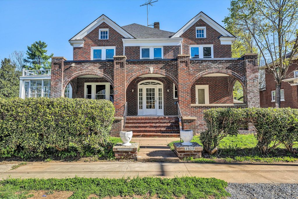 2329 Delaware Ave NW, Roanoke, VA 24017 - See Est. Value, Schools & More