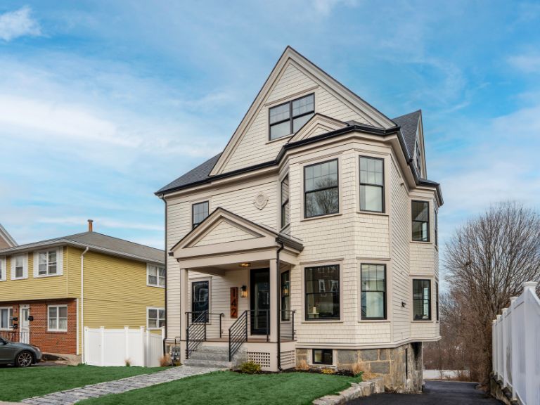 Unit 2 - 142 Metropolitan Ave - Roslindale, MA - Trulia | Trulia