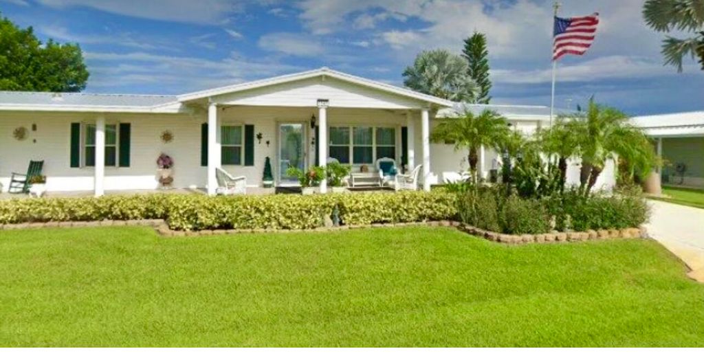 7541 Niantic Ave, Micco, FL 32976 - See Est. Value, Schools & More