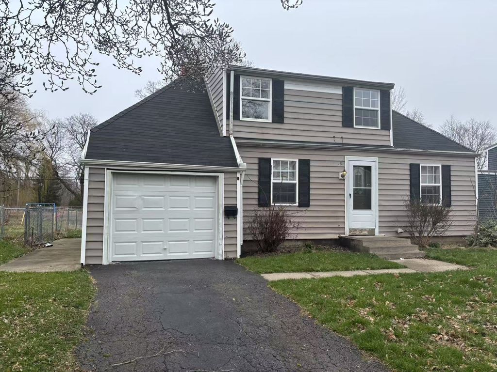 181 Alpine Rd, Rochester, NY 14612 - See Est. Value, Schools & More