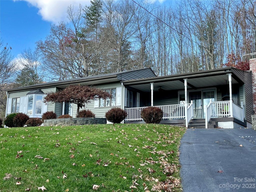 119 Forest Hill Dr, Spruce Pine, NC 28777 - See Est. Value, Schools & More