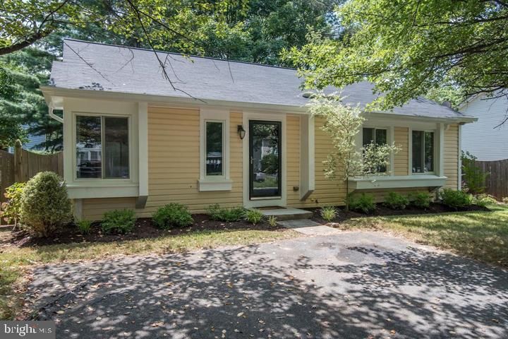 11405 Scottsbury Ter, Germantown, MD 20876 - See Est. Value, Schools & More