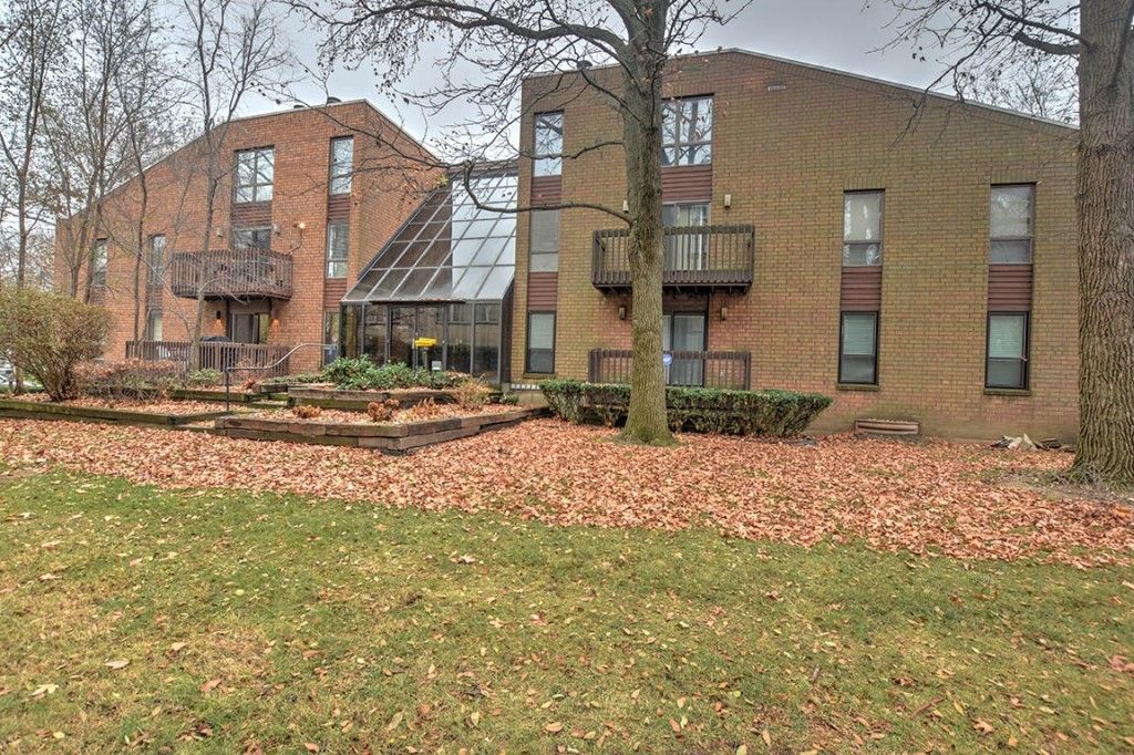 717 W Prairie Ave #2D, Decatur, IL 62522 - See Est. Value, Schools & More